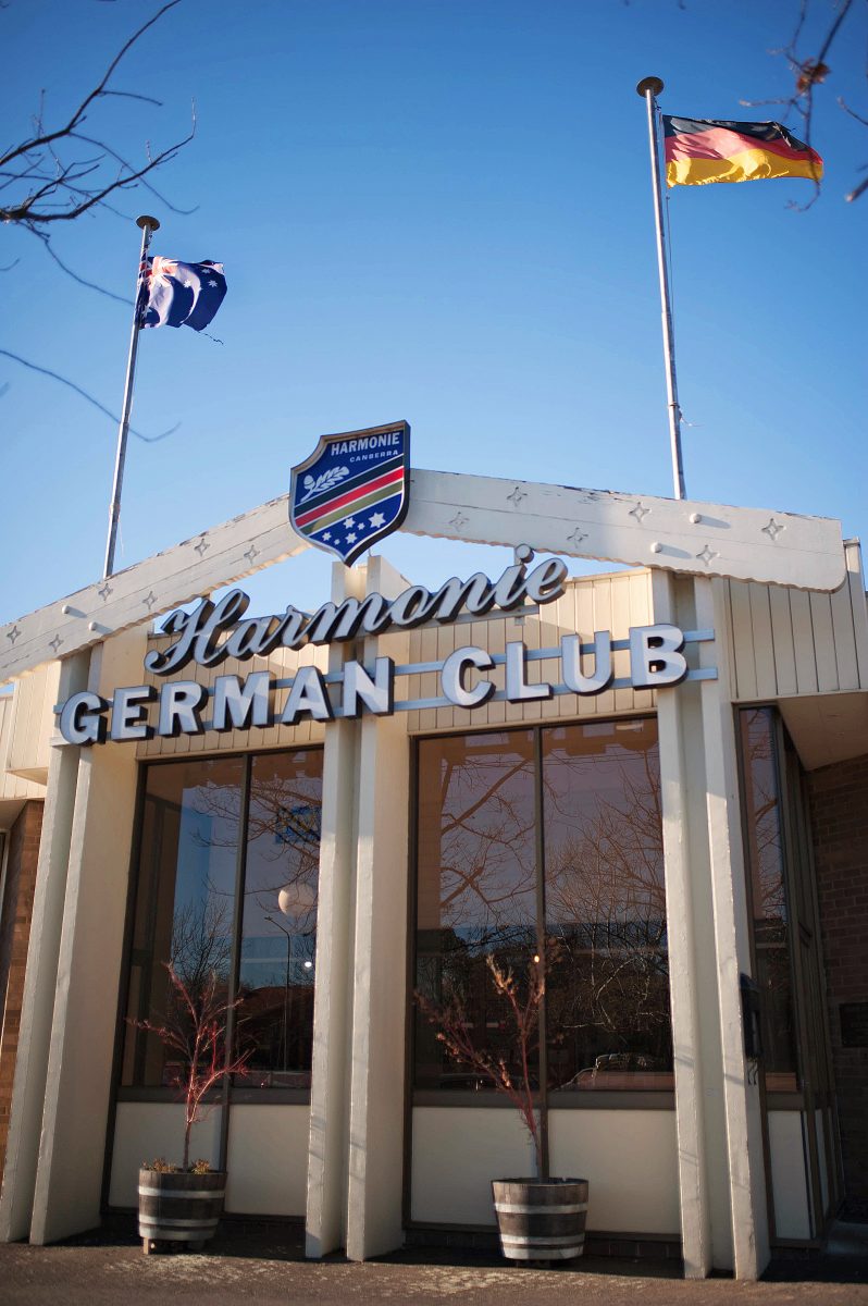 Knuckles Restaurant: bringing a whole lot of Oom Pah to the table ...